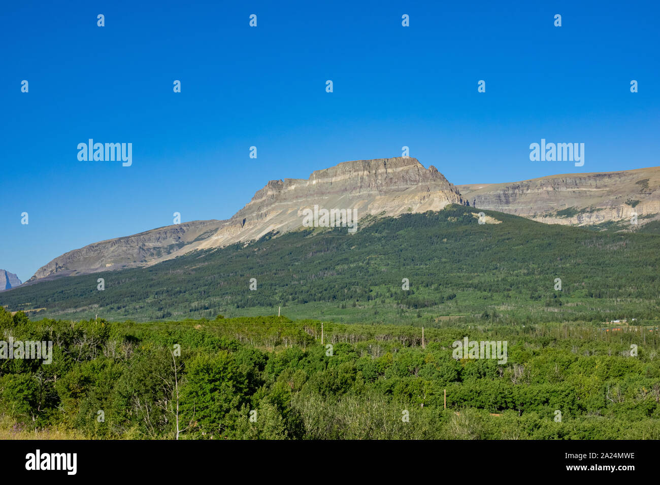 Beautiful landscape of Glacier National Park at Montana Stock Photo - Alamy
