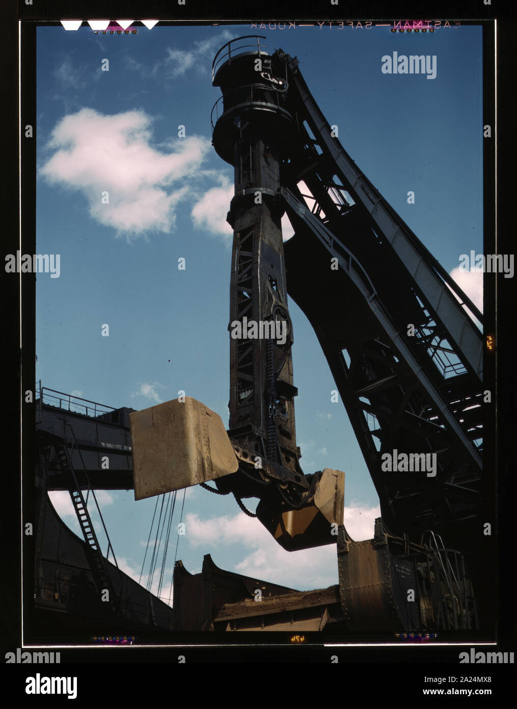 Unloader hi-res stock photography and images - Alamy