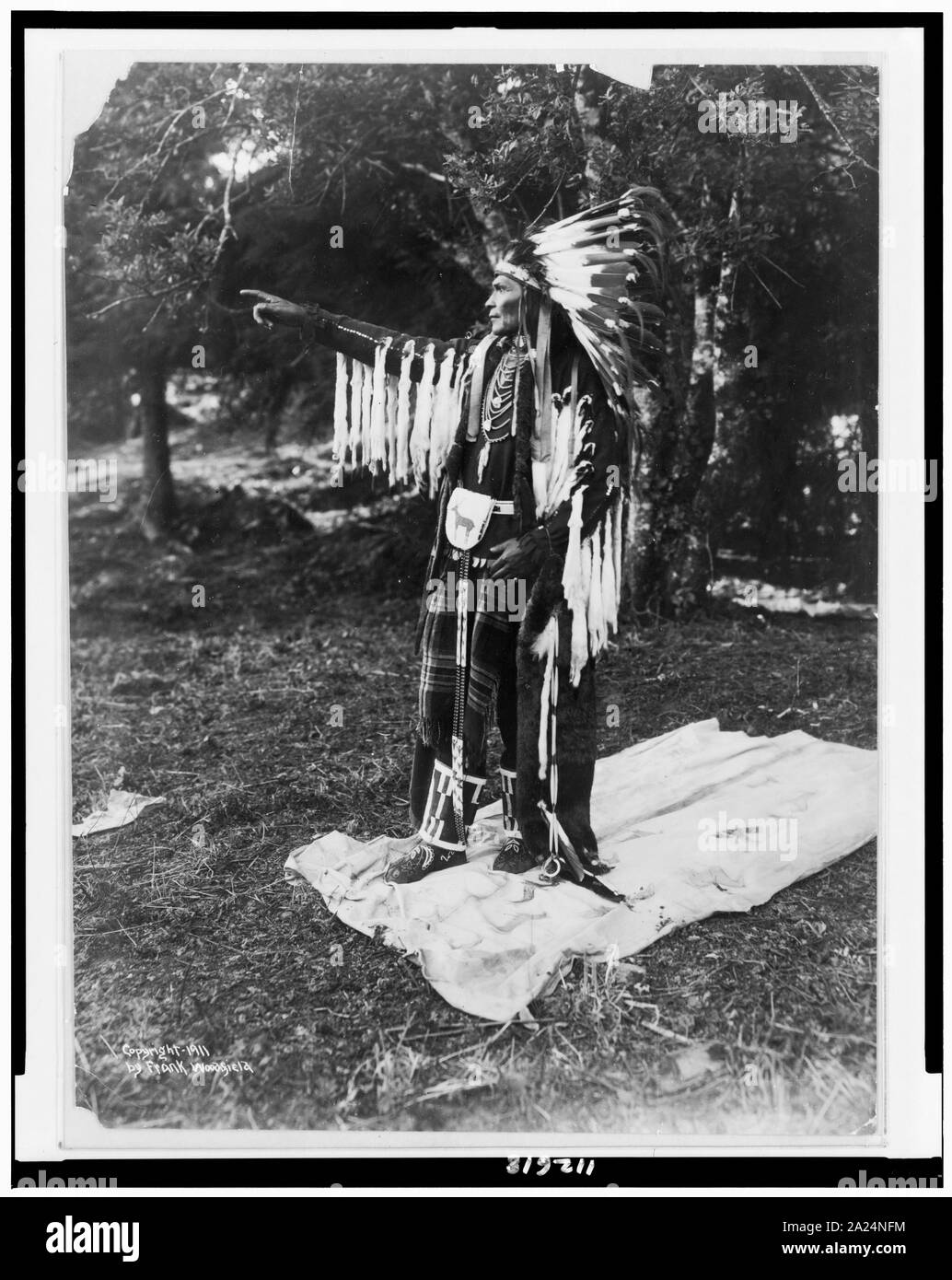 Indigenous peo Cut Out Stock Images & Pictures - Alamy