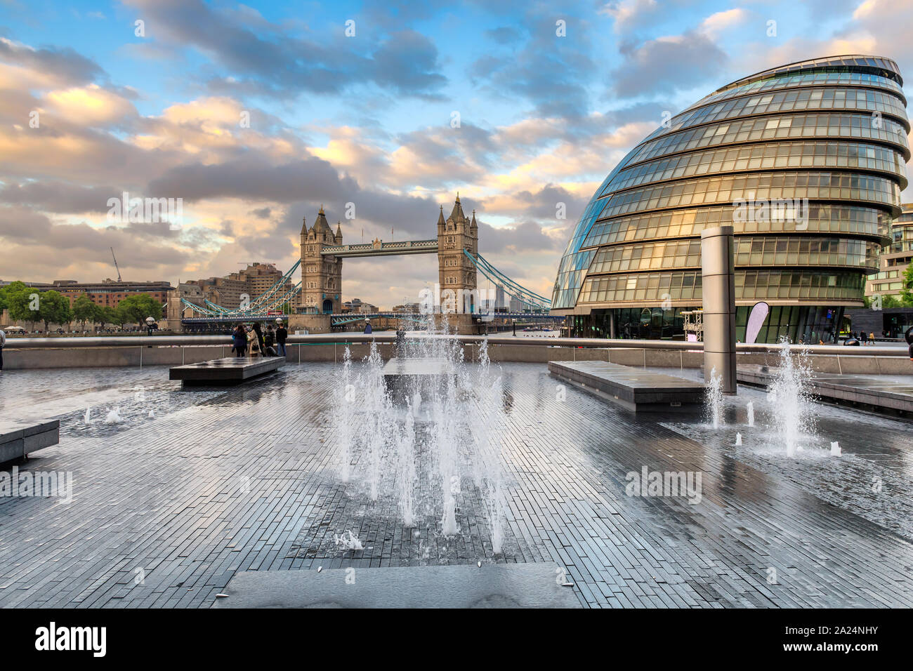 City Of London Skyline Night High Resolution Stock Photography and ...