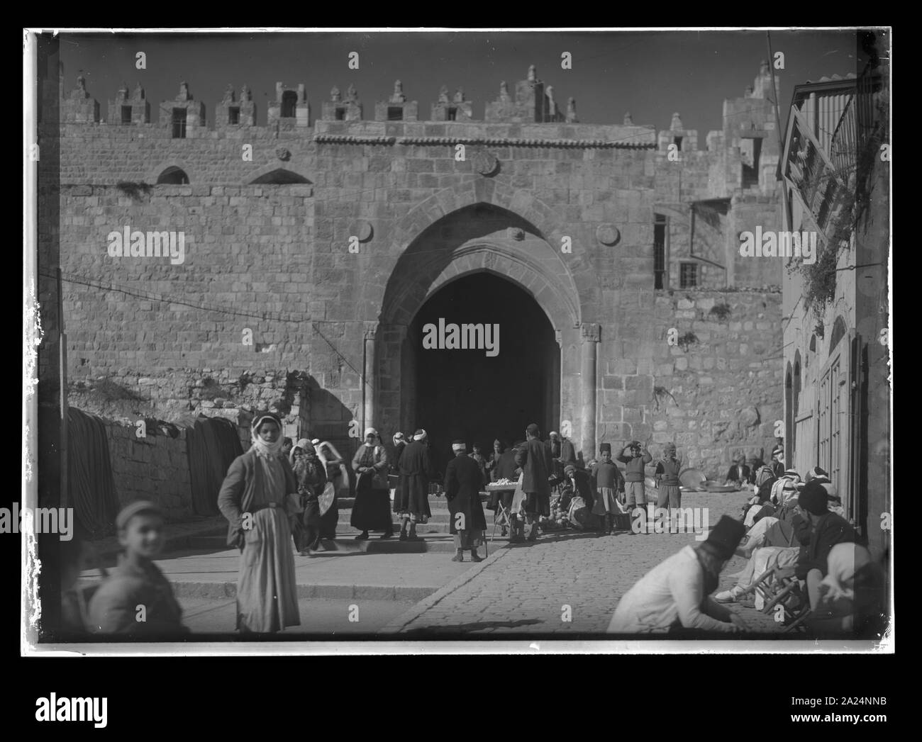 People inside Black and White Stock Photos & Images - Alamy