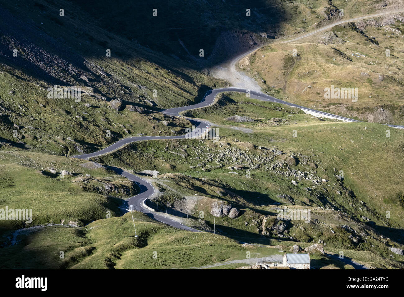 Pyrenees mountains crossing hi-res stock photography and images - Alamy