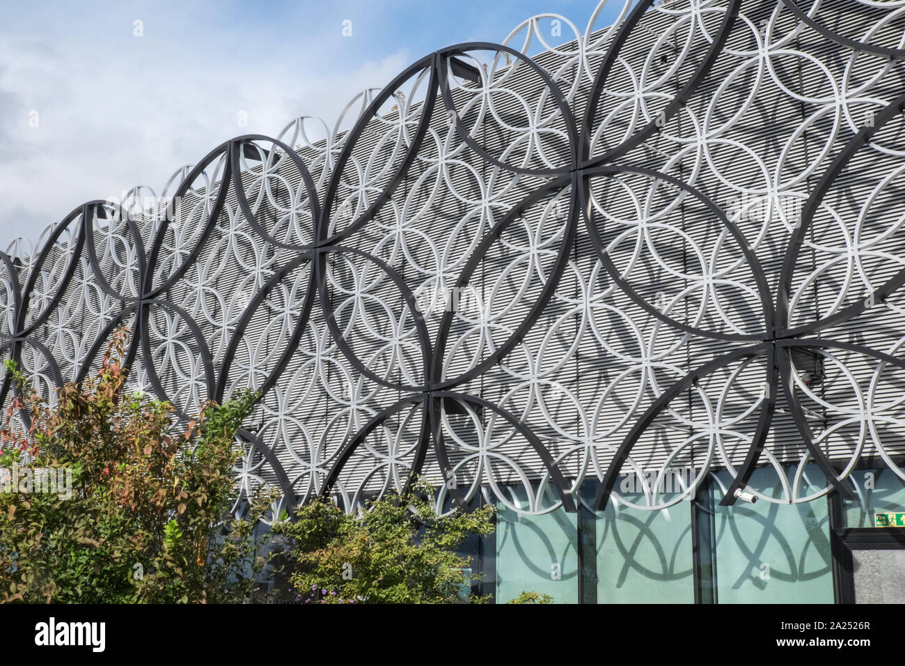 Birmingham library roof garden hi-res stock photography and images - Alamy