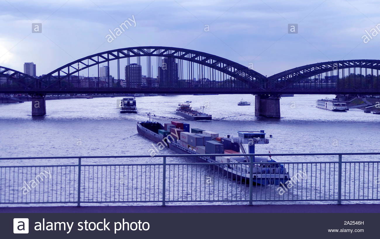 1945 destroyed rhine bridges hi-res stock photography and images - Alamy