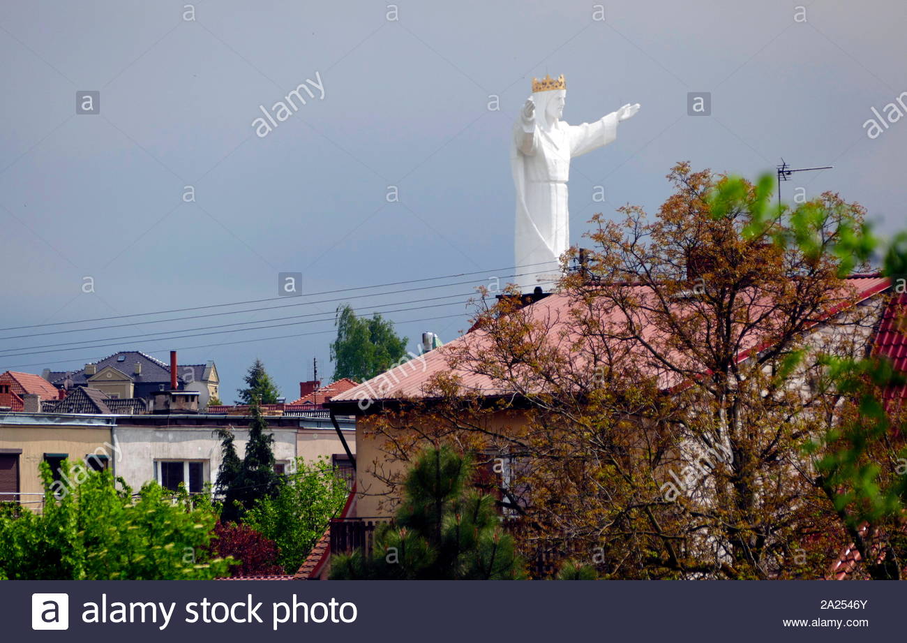 giant statue of a crowned Jesus Christ, completed in November 2010 ...
