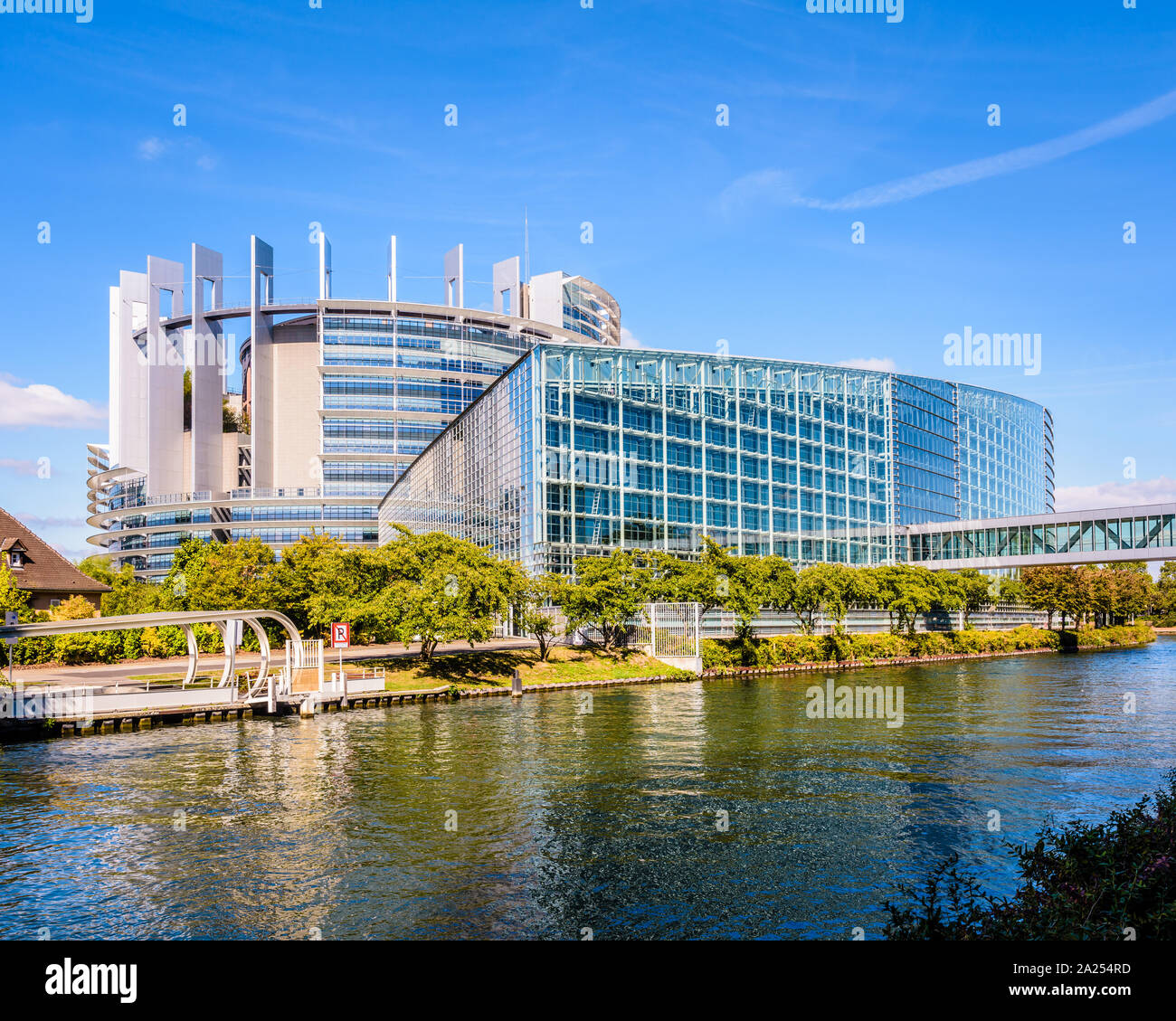 Louise weiss building hi-res stock photography and images - Alamy