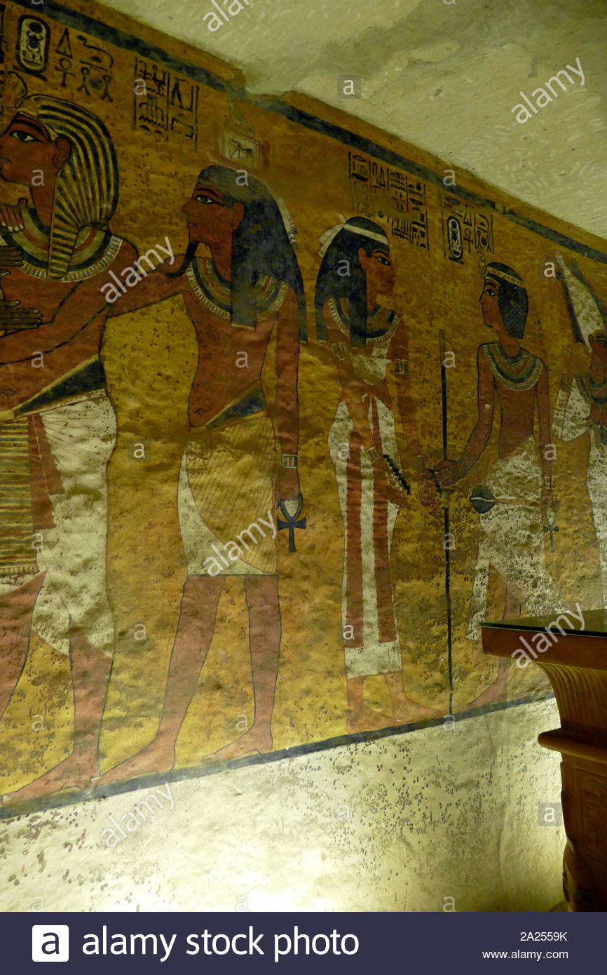 Replica tomb of Tutankhamen at the Howard Carter Museum near Luxor ...