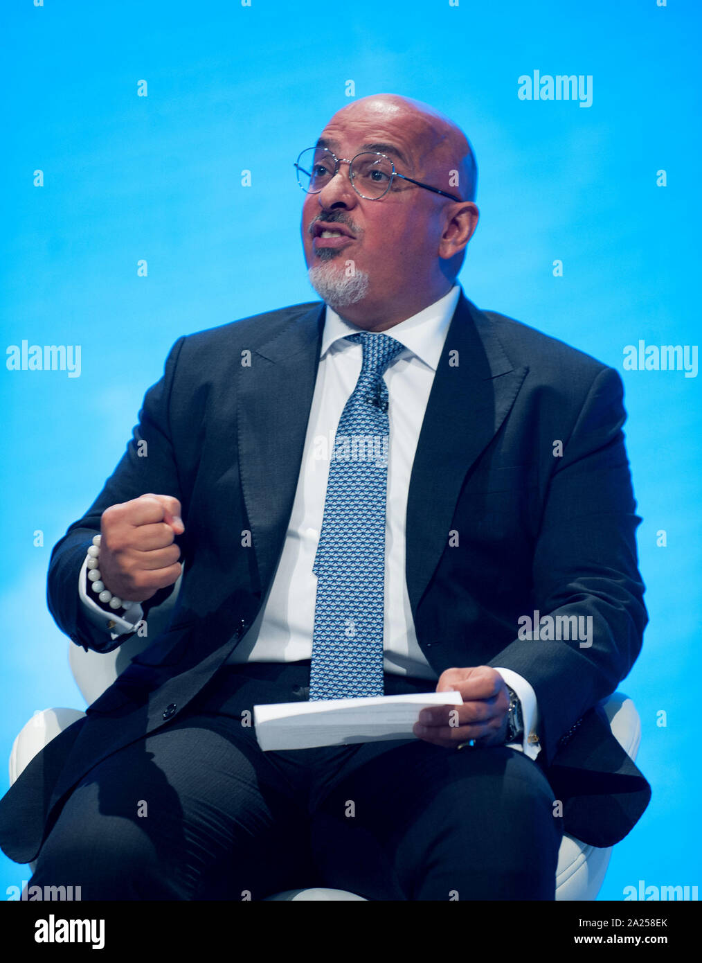 Nadhim zahawi conservative mp hi-res stock photography and images - Alamy