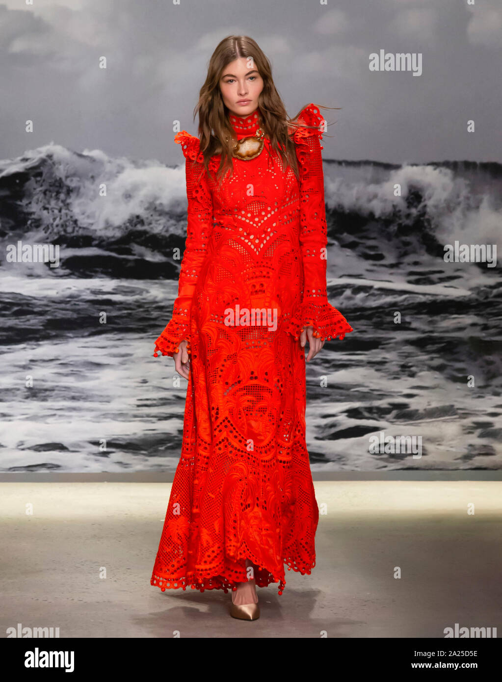 Elizabeth grace model hi-res stock photography and images - Alamy