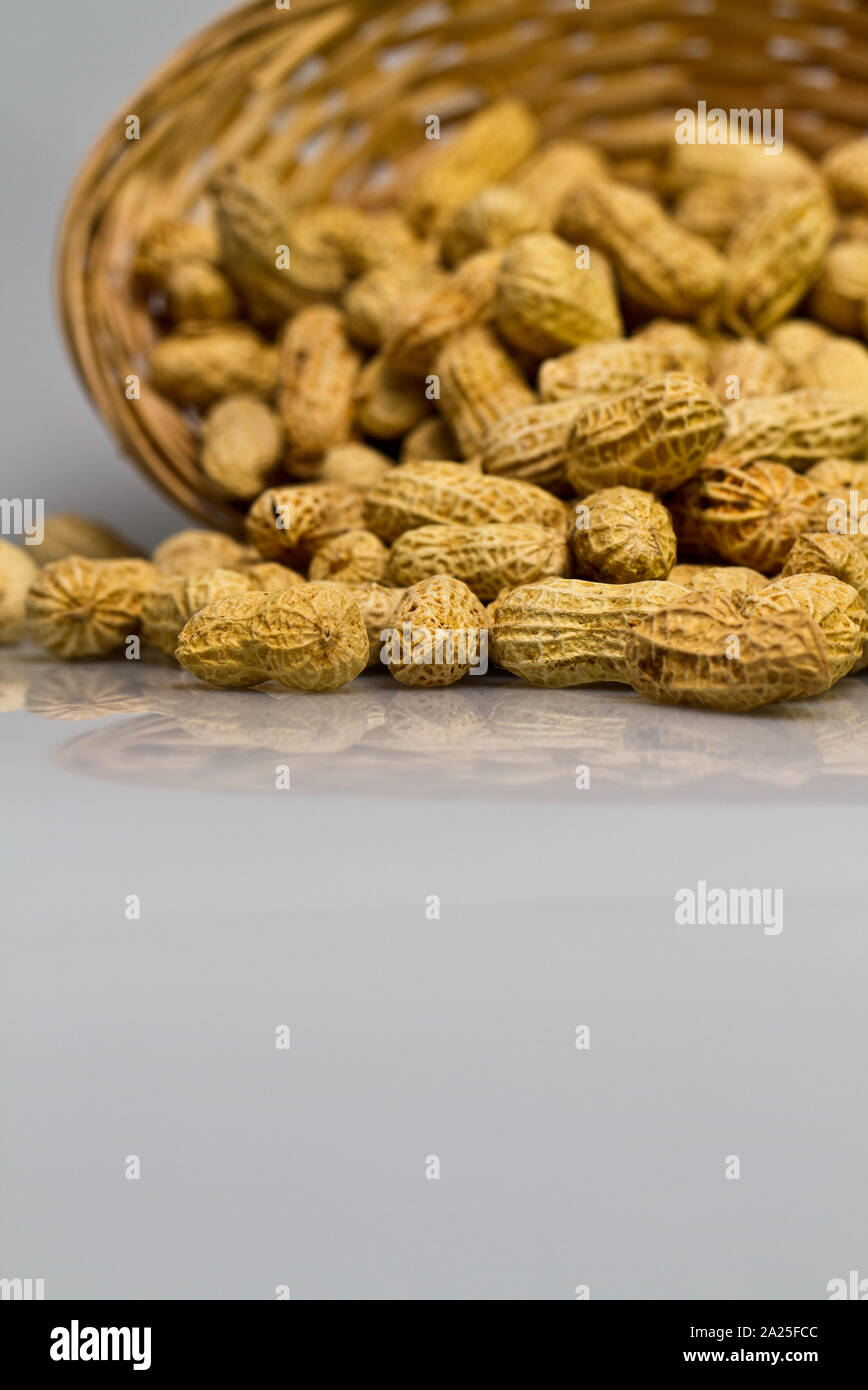 roasted ground-nut close up Stock Photo - Alamy