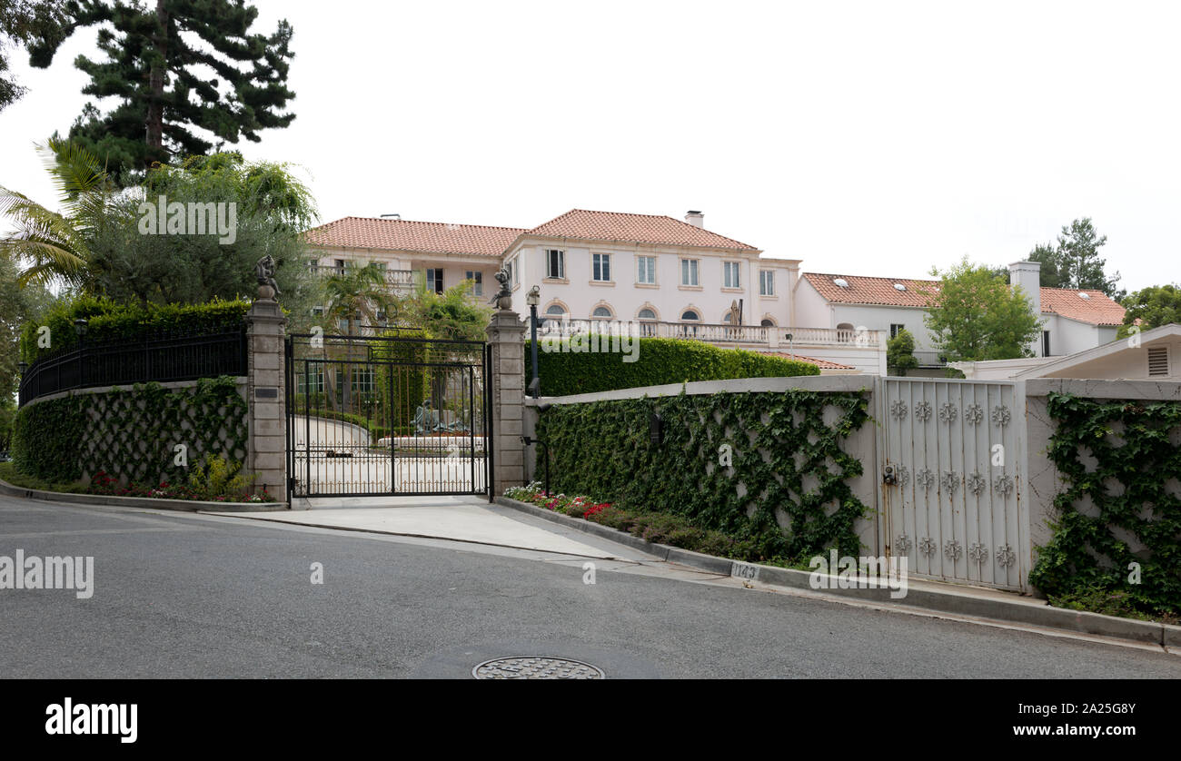 Pickfair estate beverly hills hi-res stock photography and images - Alamy