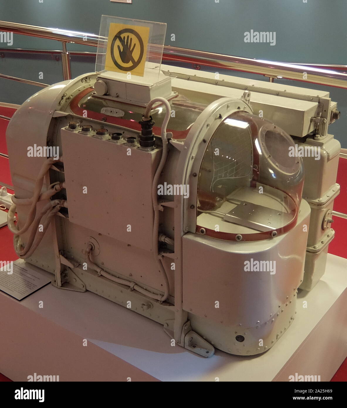 Space monkey space capsule hi-res stock photography and images - Alamy