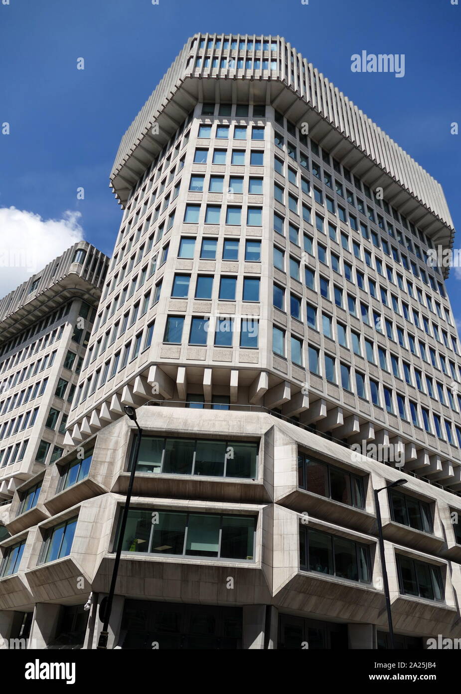 102 Petty France is 'Brutalist' architecture, office block on Petty ...