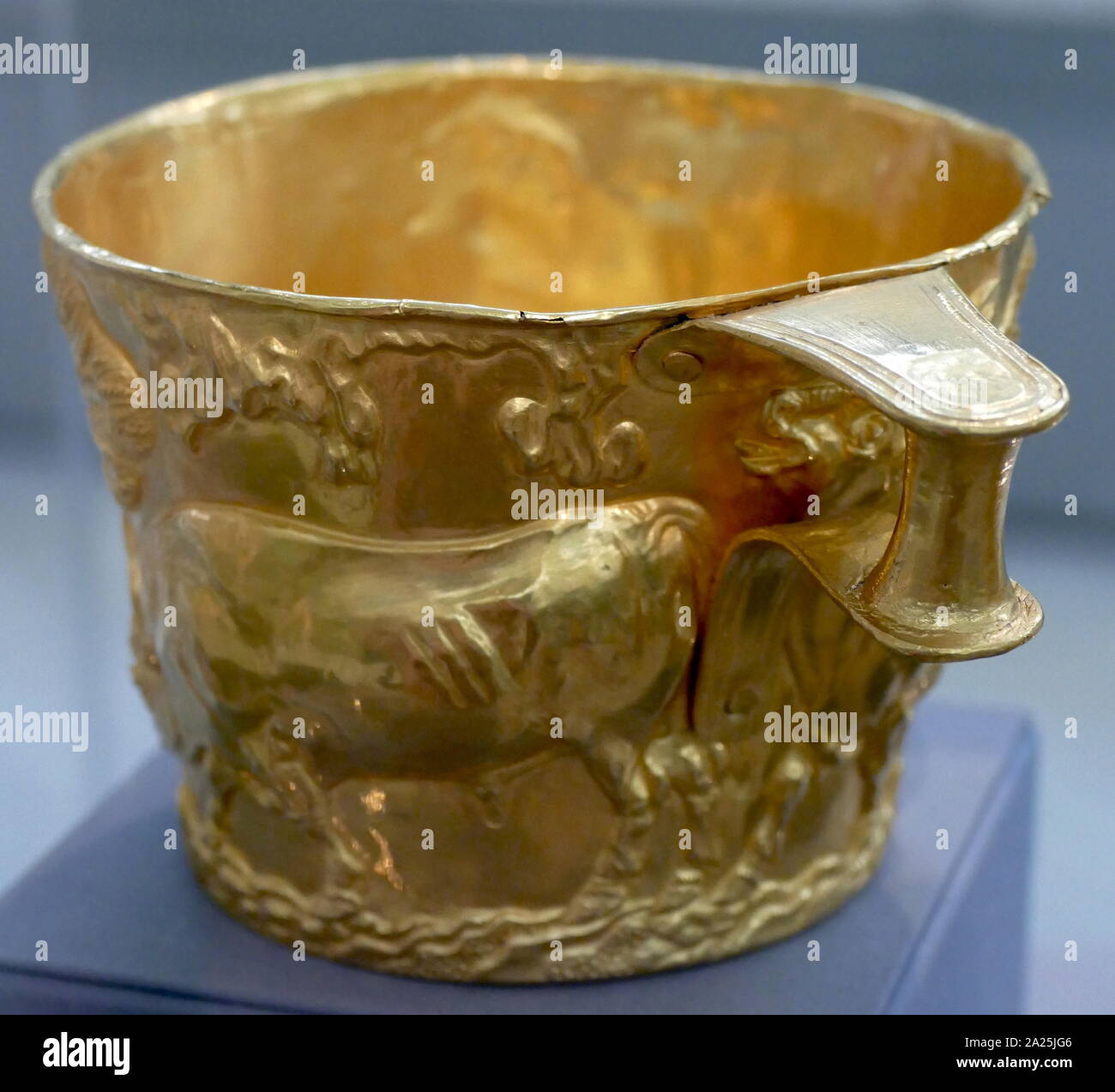 Gold grave object from the Pylos Tholos Tombs; 14th century BC ...