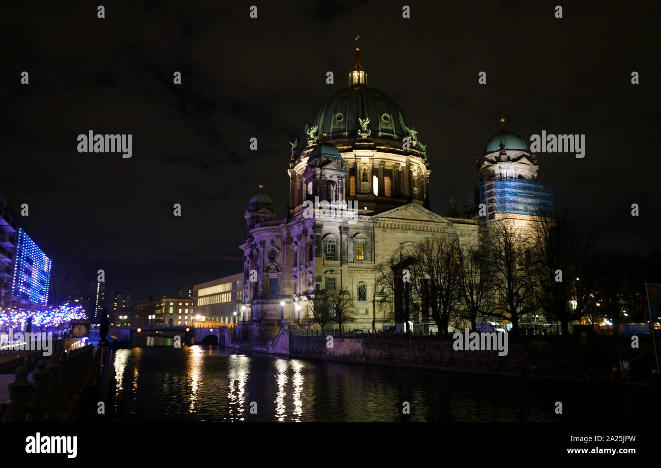 Current building hi-res stock photography and images - Alamy