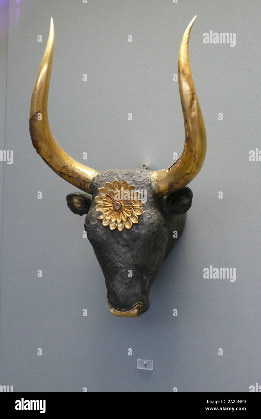 Ritualistic object hi-res stock photography and images - Alamy