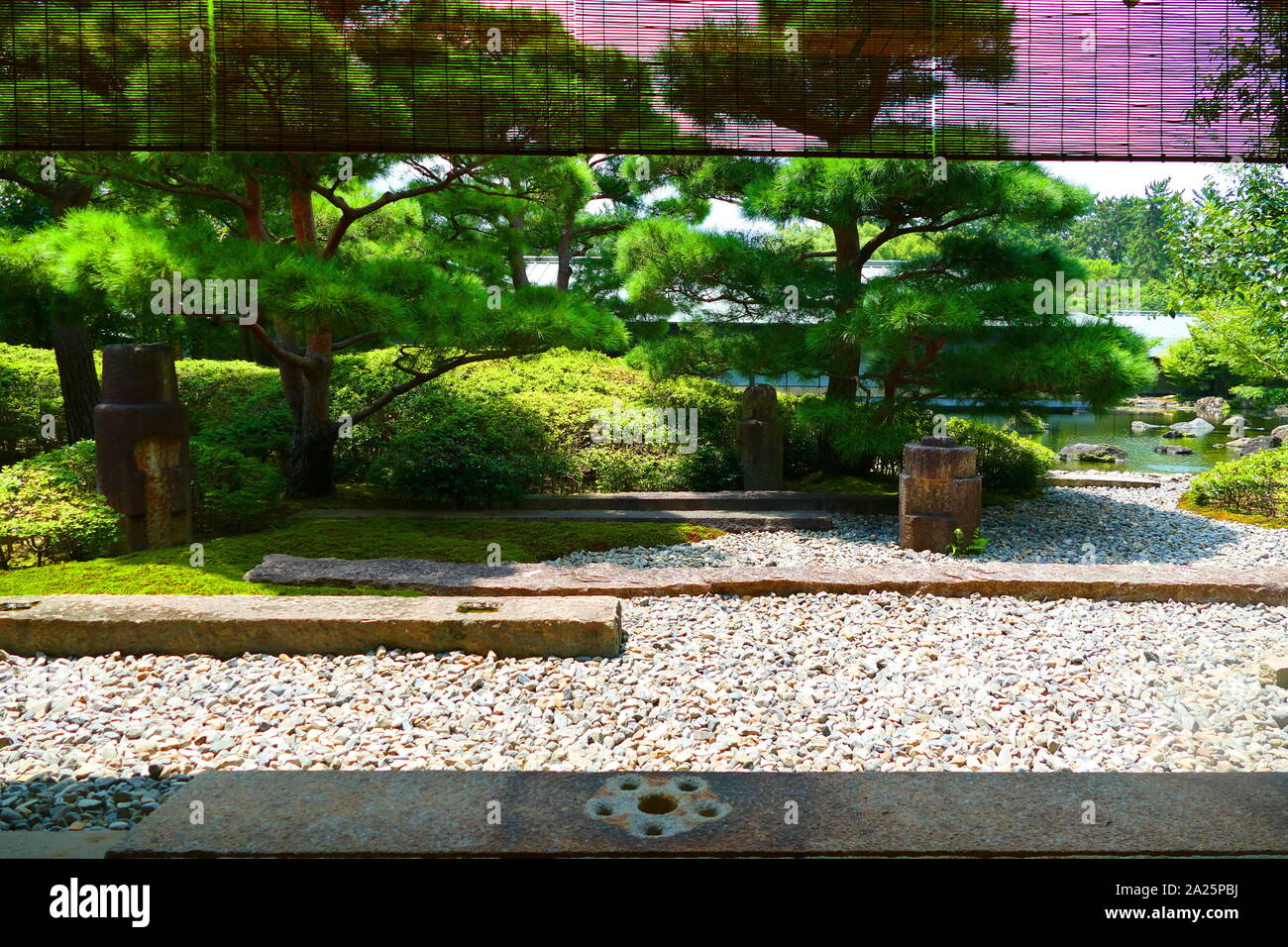 Guest hi-res stock photography and images - Alamy