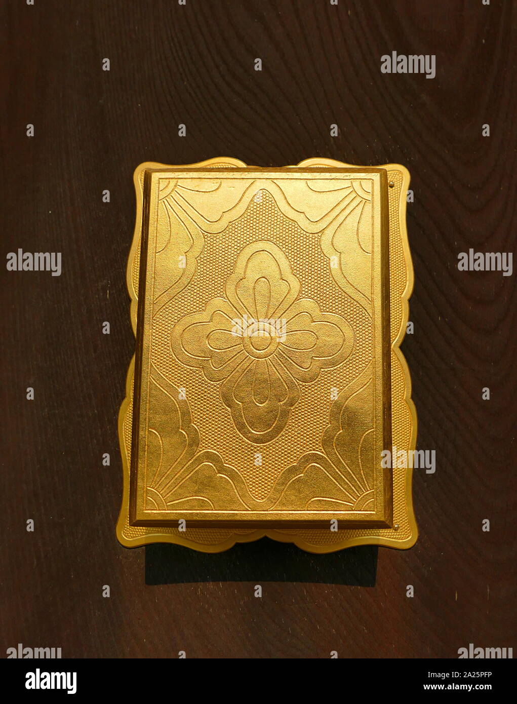 Ceiling decoration hi-res stock photography and images - Alamy
