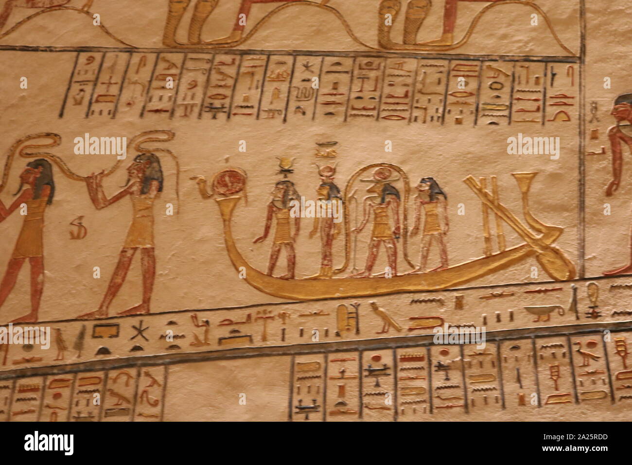 Ramesses v hi-res stock photography and images - Alamy