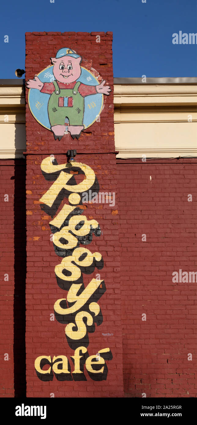 Piggys cafe hi-res stock photography and images - Alamy
