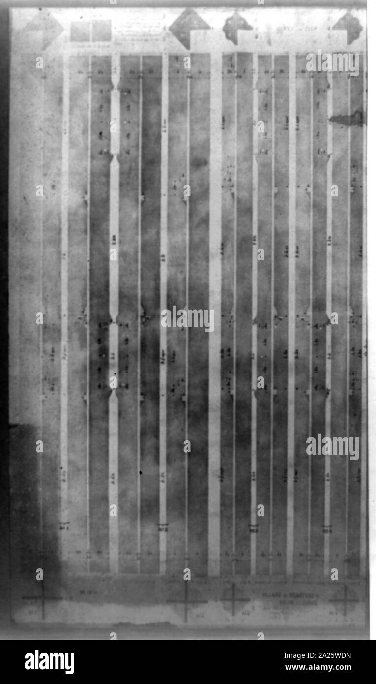 Pillars round Black and White Stock Photos & Images - Alamy