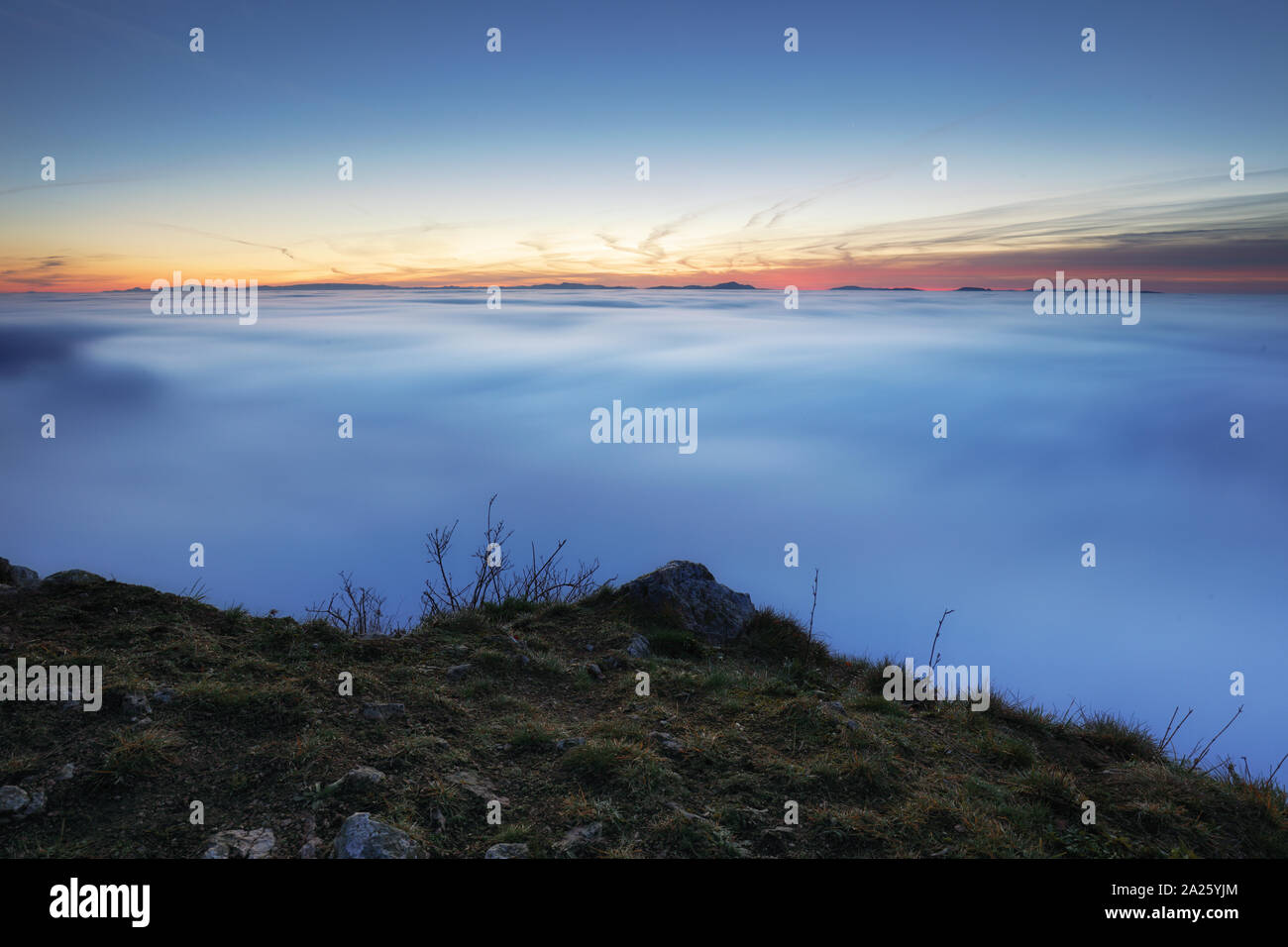 Beautiful sunset over mountain hi-res stock photography and images - Alamy