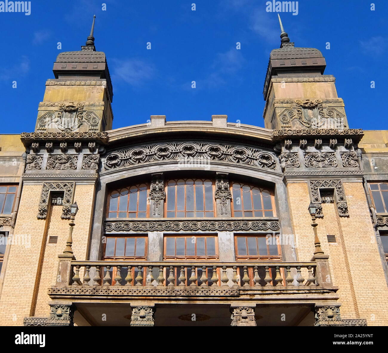 Opera house baku azerbaijan hi-res stock photography and images - Alamy