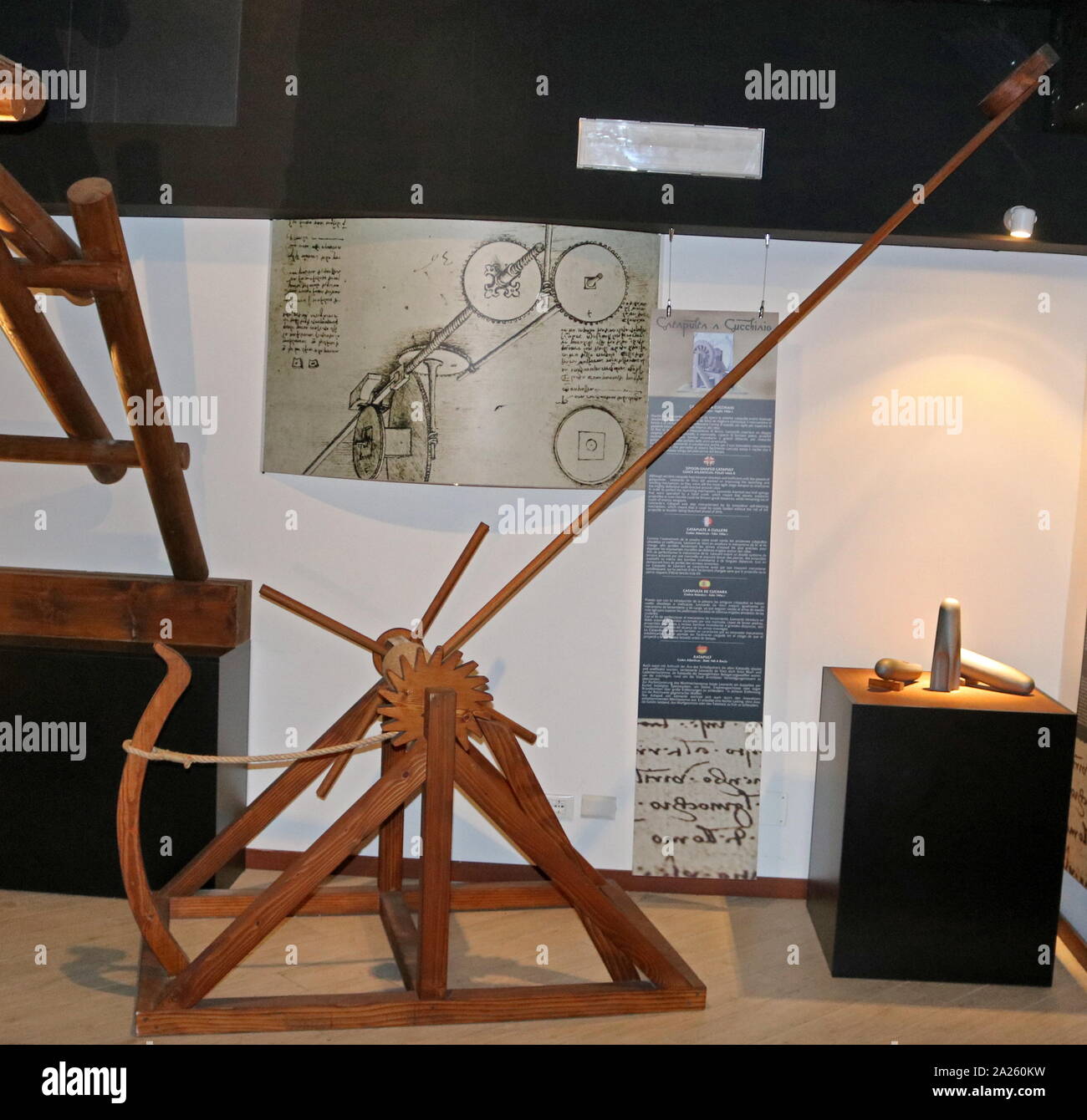Leonardo da Vinci's military catapult. Re-construction from a drawing ...