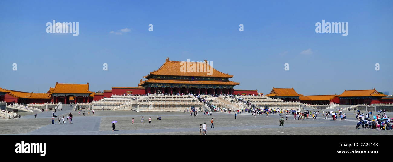 The Forbidden City, was the former Chinese imperial palace from the ...