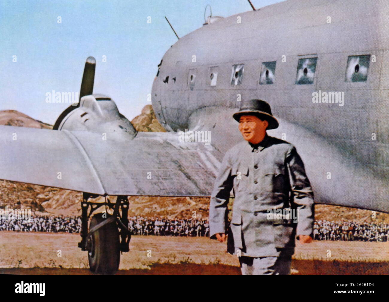 Chairman Mao is at Yenan Airport. (1945). Mao Zedong (1893 - September ...