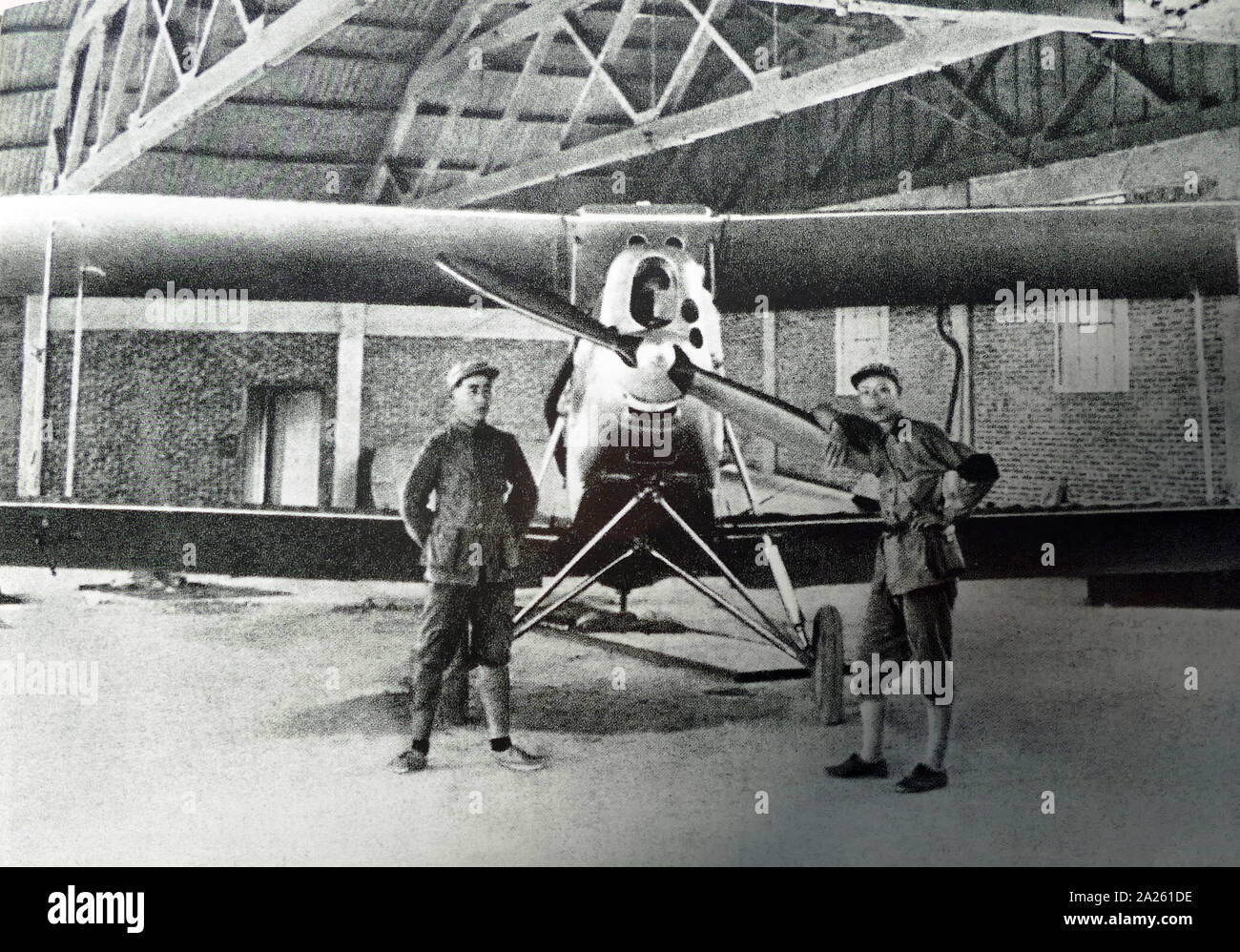 Lin biao plane hi-res stock photography and images - Alamy