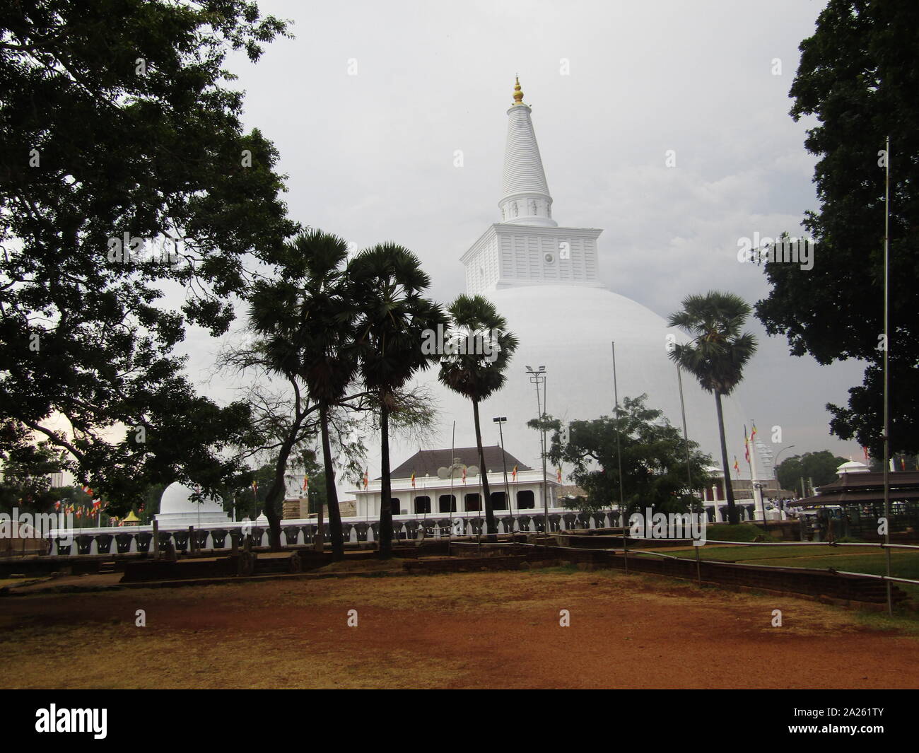 The Ruwanwelisaya, stupa in Sri Lanka, is a hemispherical structure ...