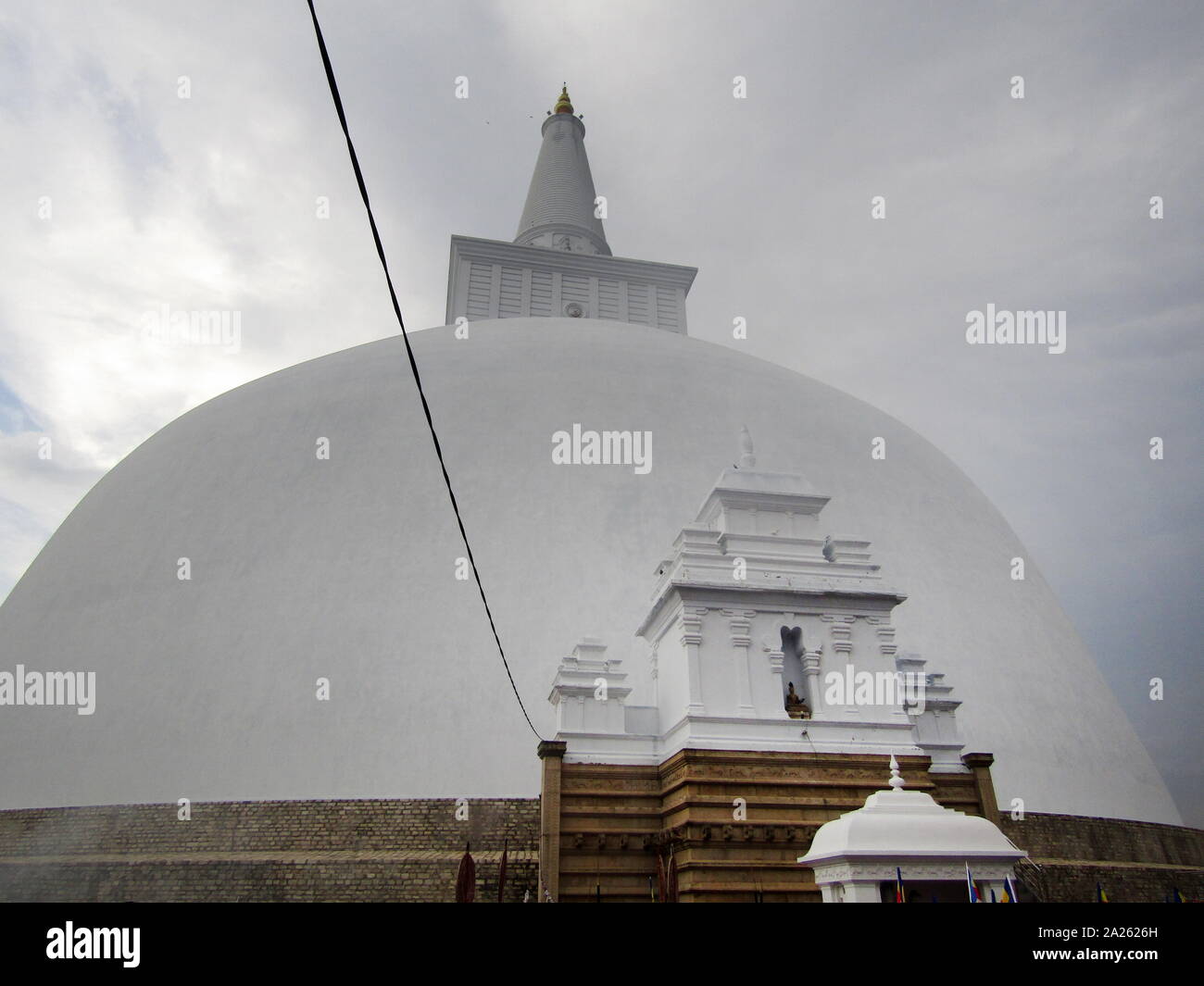 The Ruwanwelisaya, stupa in Sri Lanka, is a hemispherical structure ...