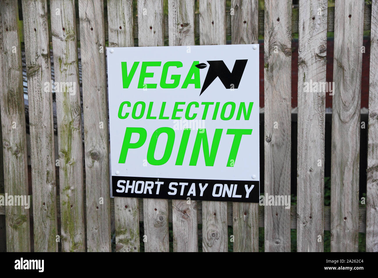 Vegan sign hi-res stock photography and images - Alamy