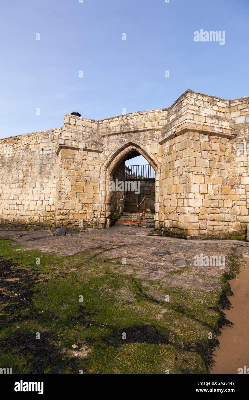 Hartlepool wall arch hi-res stock photography and images - Alamy