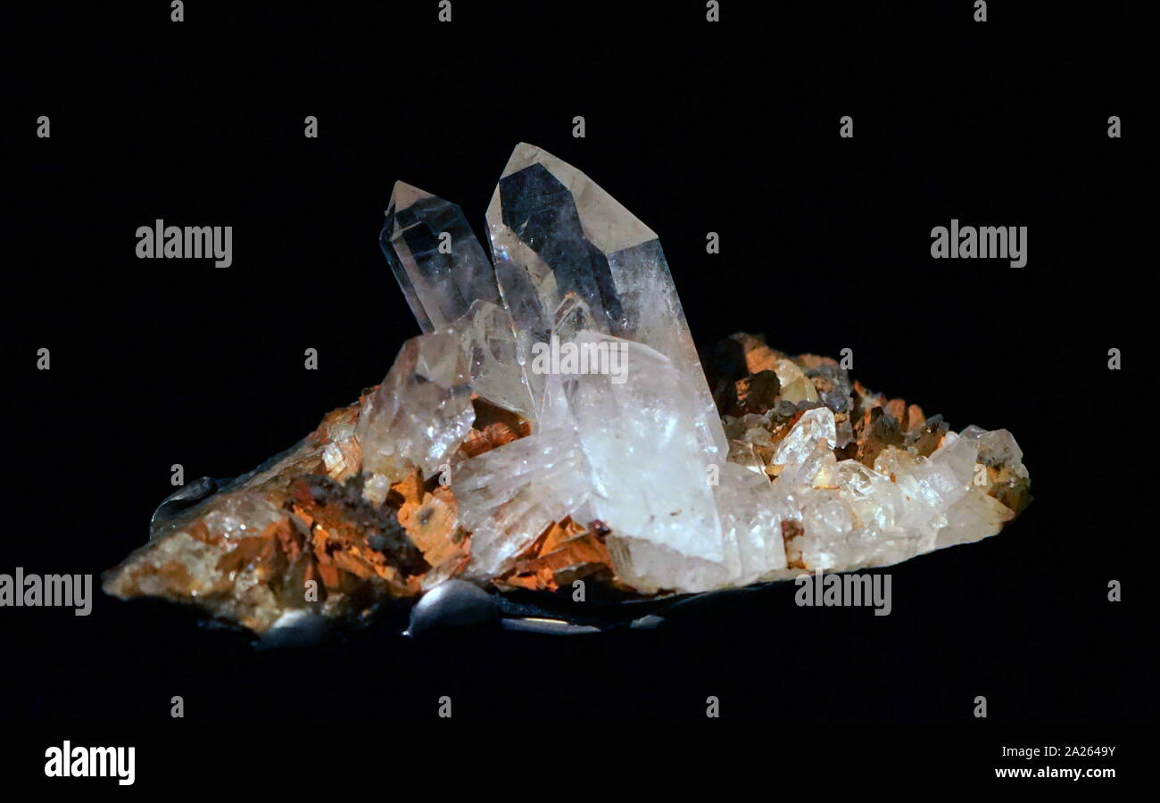 Silicon oxygen tetrahedra hi-res stock photography and images - Alamy