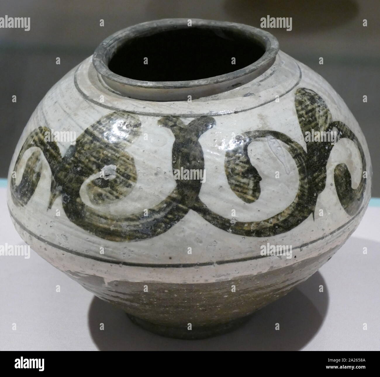 Jar with mixed decoration; Korean, Joseon period, 1400-1500 ...