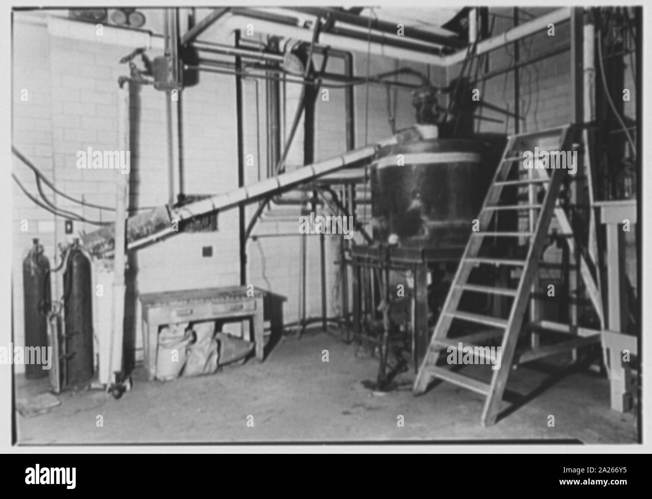 Hub plate hi-res stock photography and images - Alamy