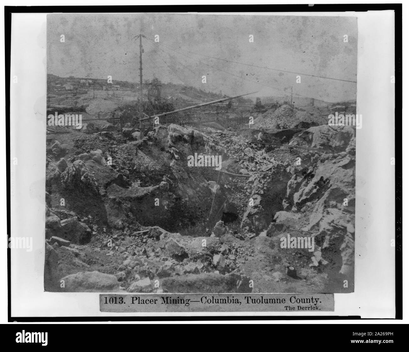 Placer Mining--Columbia, Tuolumne County - The Derrick Stock Photo - Alamy