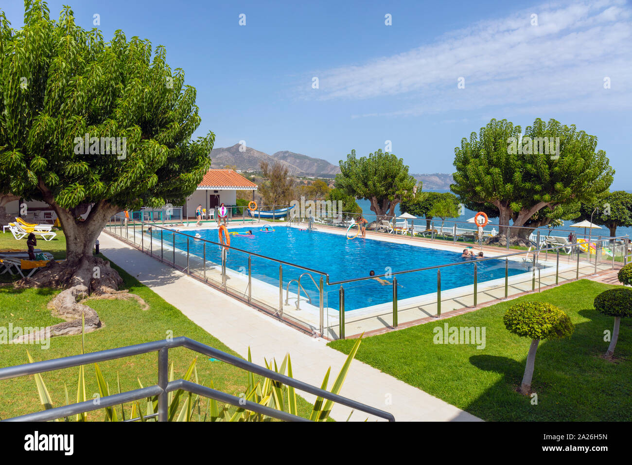 Pool gardens hi-res stock photography and images - Alamy