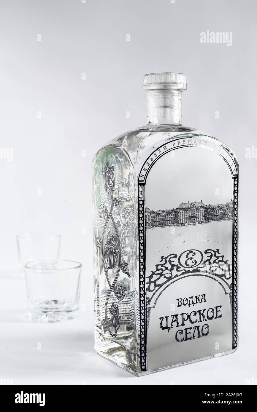 Vertical close shot of vodka bottle hi-res stock photography and images ...