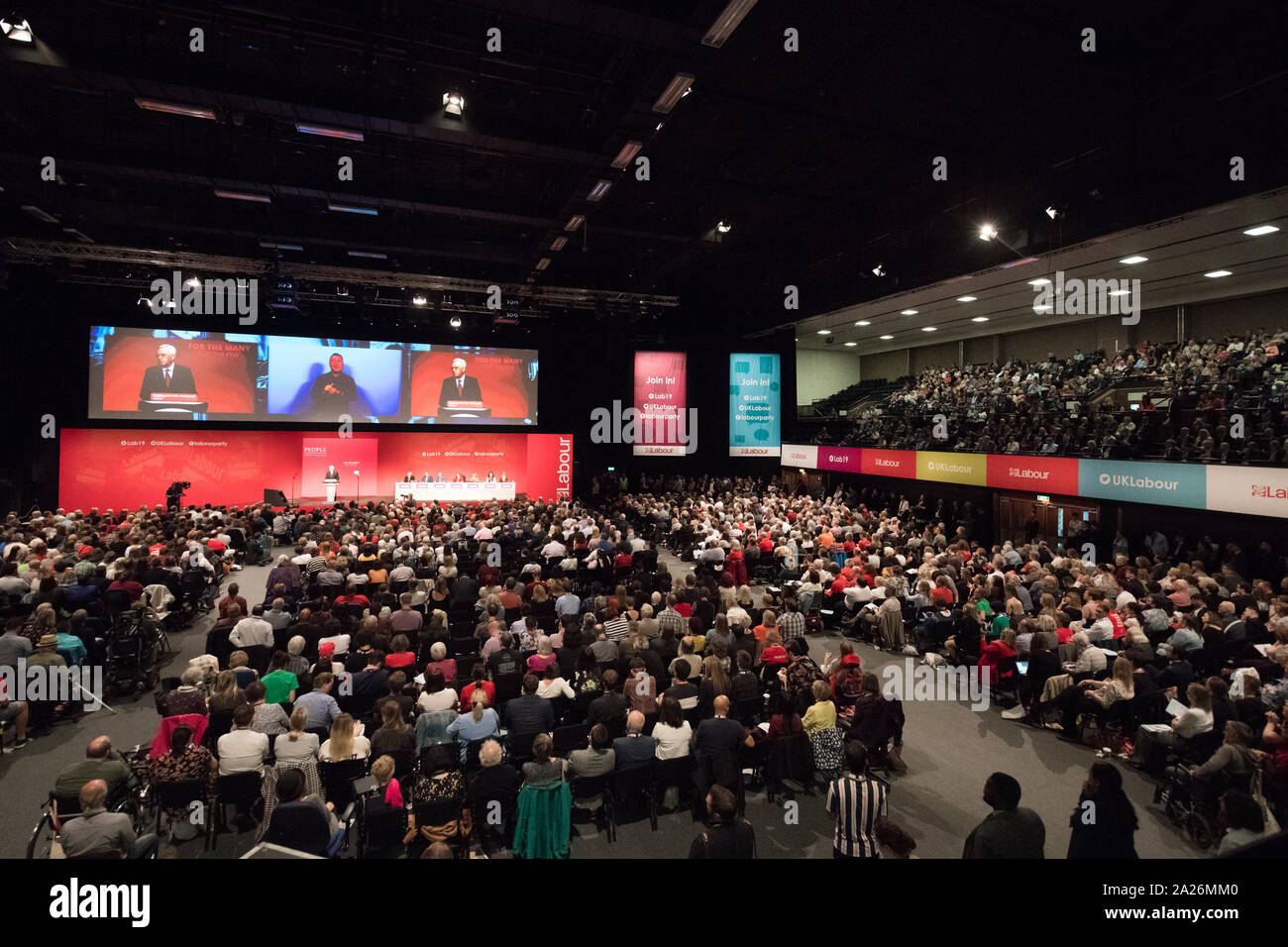 Floor seating hi-res stock photography and images - Alamy