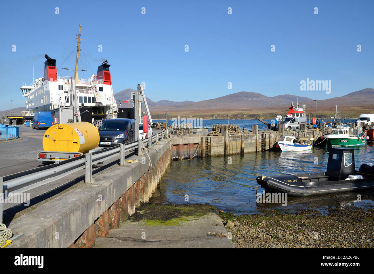 Kennacraig port hi-res stock photography and images - Alamy