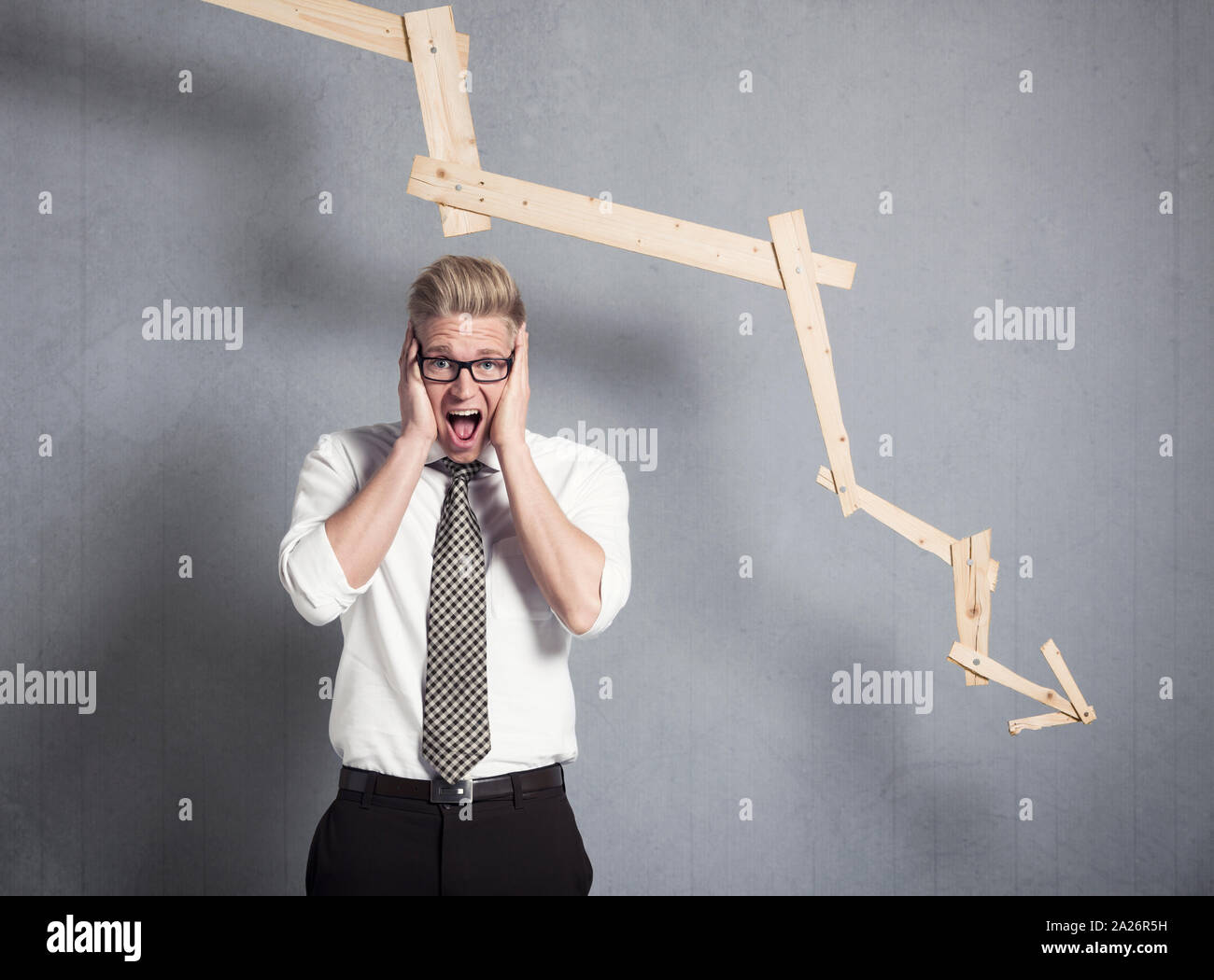 Down arrow hi-res stock photography and images - Alamy