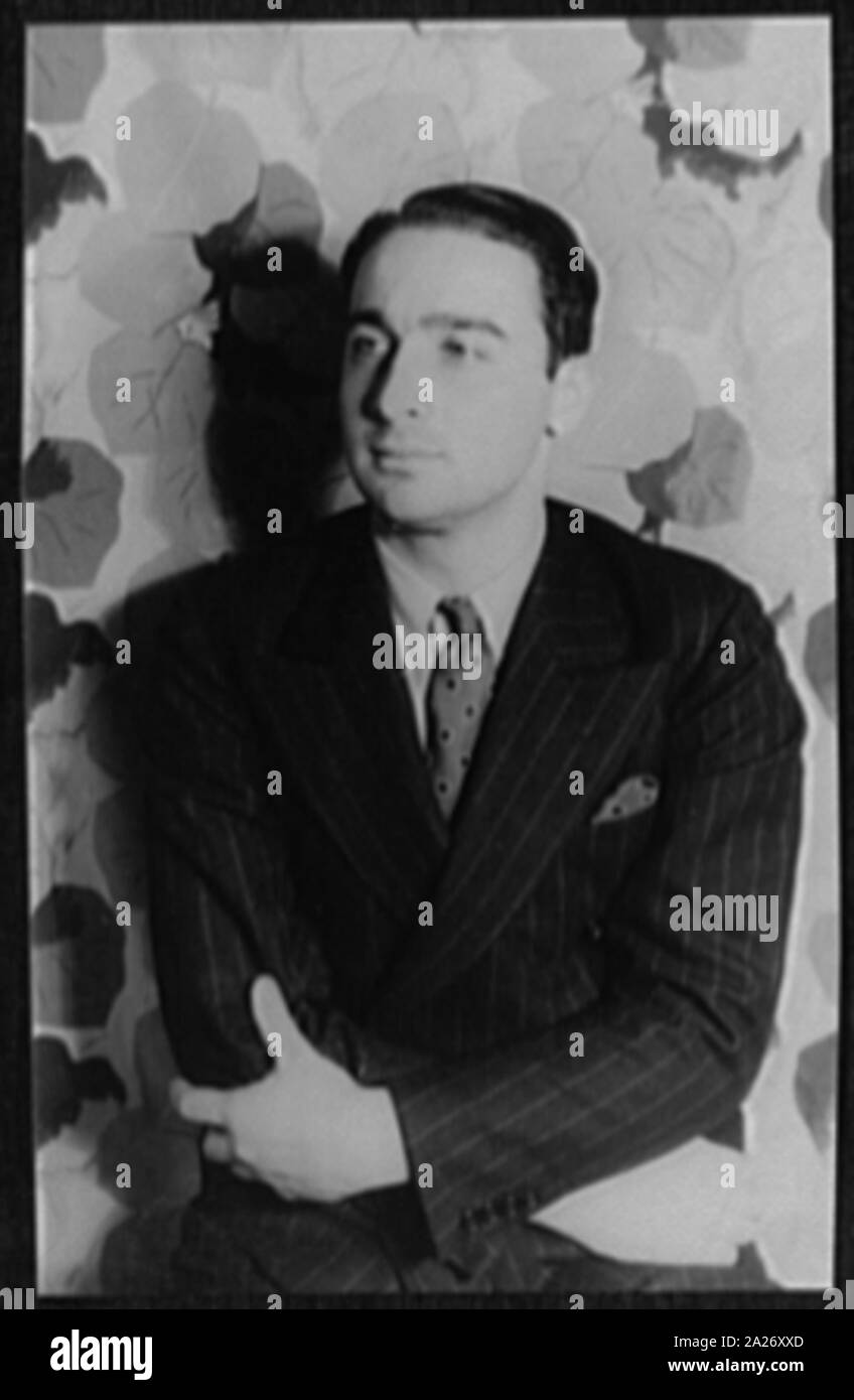 Alfred jr hi-res stock photography and images - Alamy