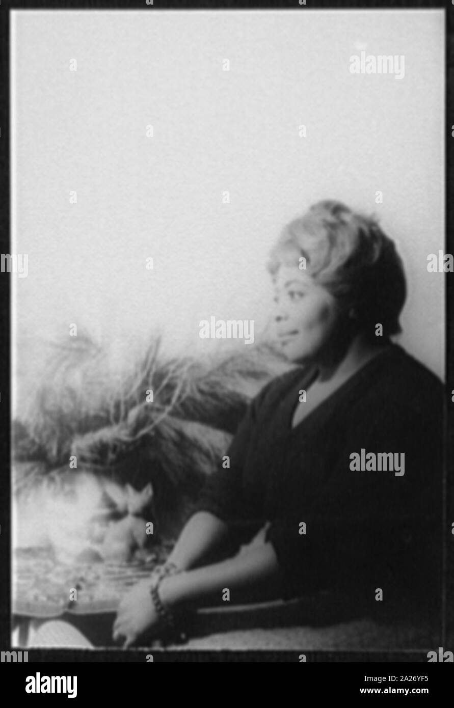 Bertice reading hi-res stock photography and images - Alamy