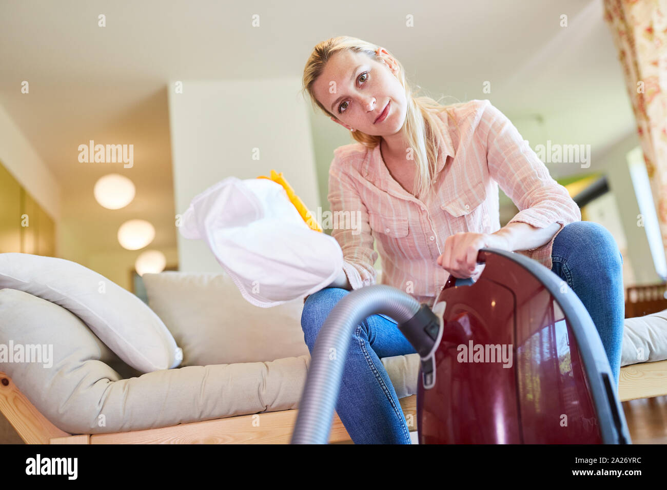 Japanese Housewife Vacuum The Living Room at Faith Sager blog