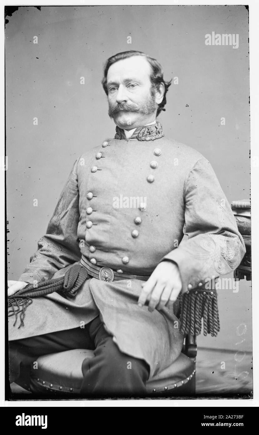 Portrait of Maj. Gen. Mansfield Lovell, officer of the Confederate Army ...