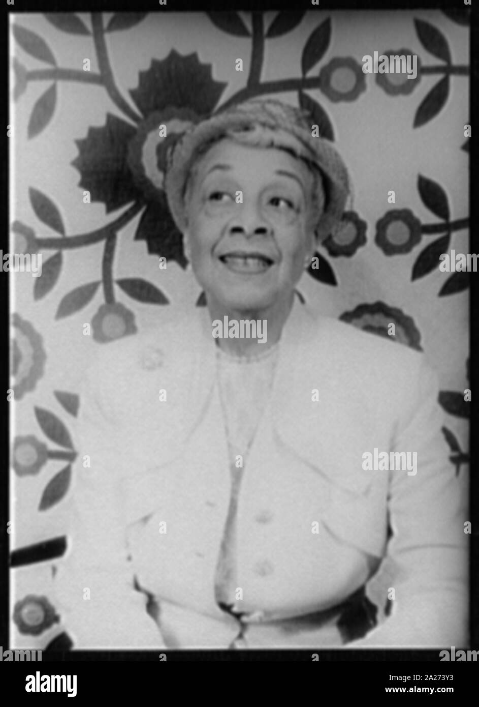 Nora holt hi-res stock photography and images - Alamy