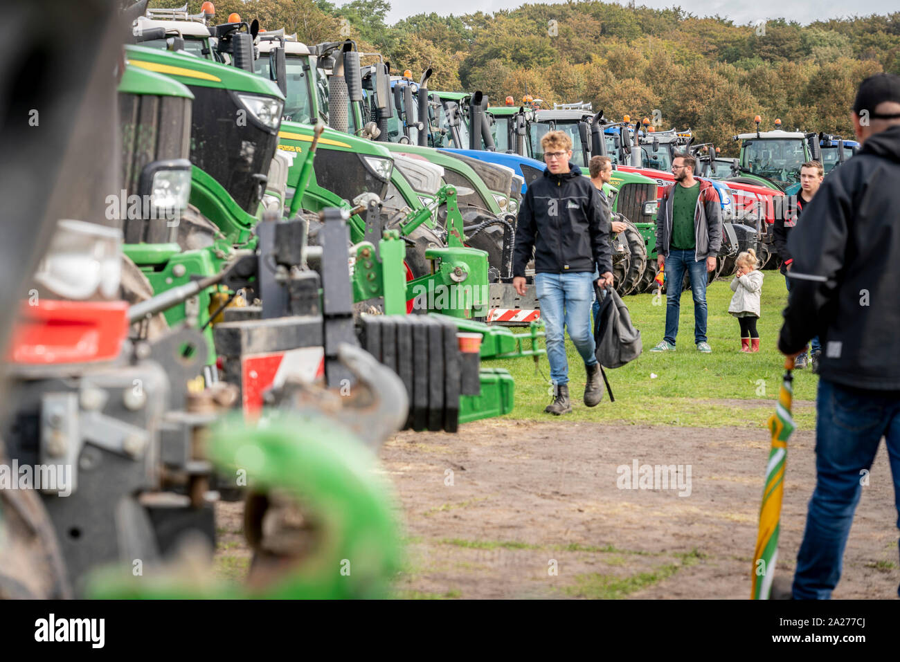 DEN HAAG, 01-10-2019, Farmers protest at the Malieveld for more ...